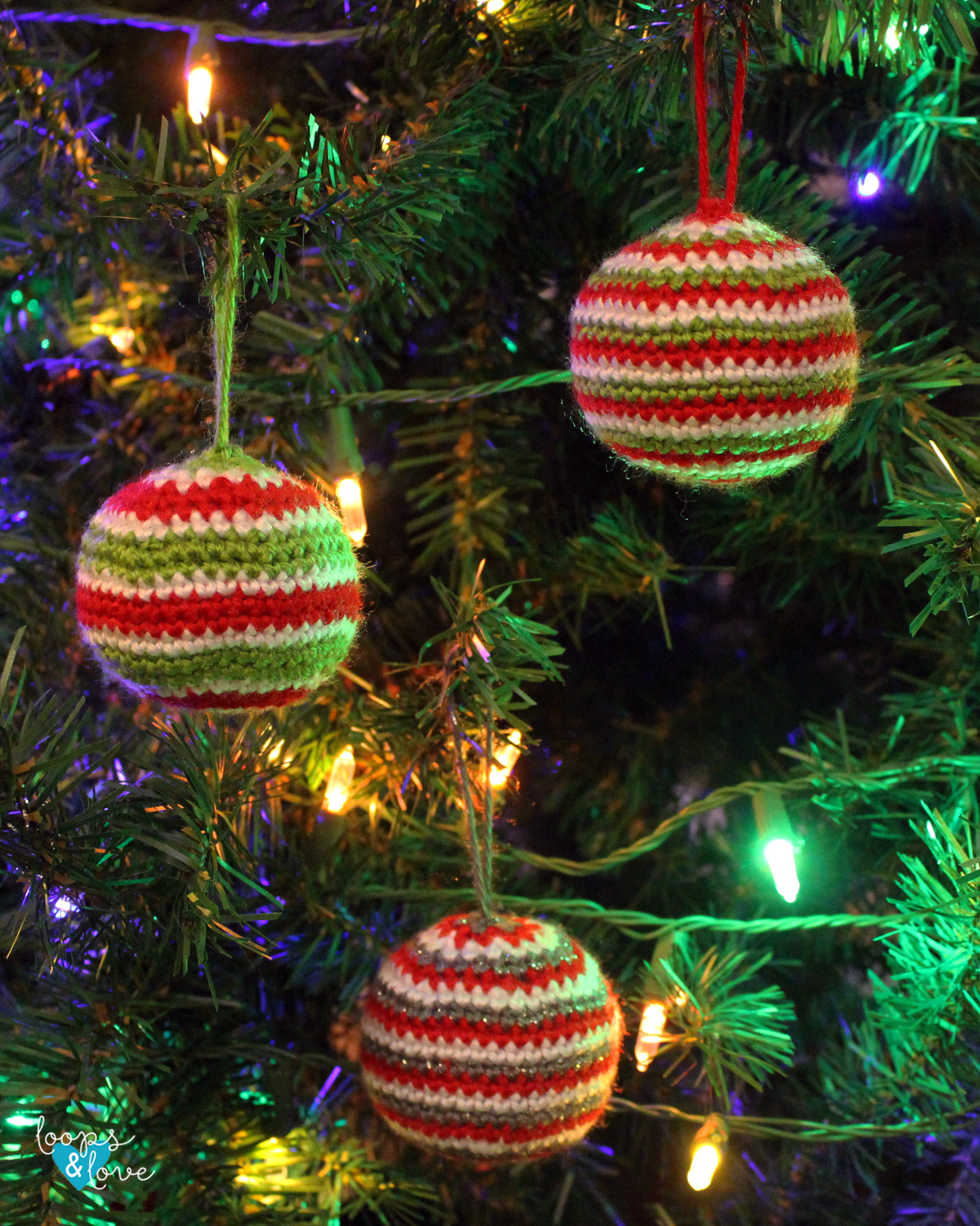Easy Christmas Baubles Loops & Love Crochet