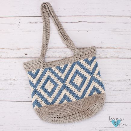 Crochet Diamond Tote - Free Crochet Pattern Loops & Love Crochet