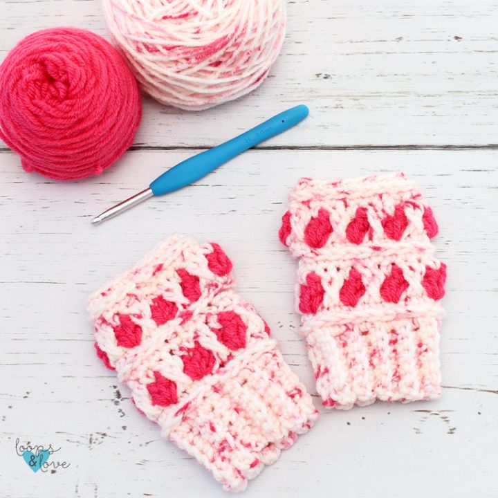 Peek-a-Boo Fingerless Gloves Loops & Love Crochet