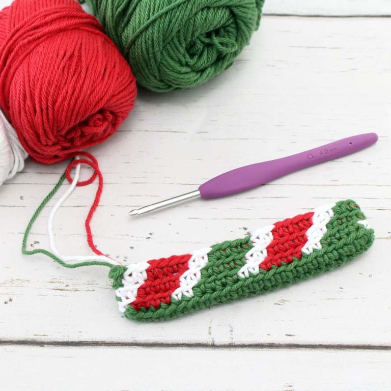 Free Crochet Christmas Candy Stripe Bag Loops & Love Crochet